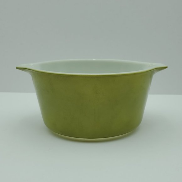 Pyrex | Dining | Pyrex Verde Green 473 Qt Casserole Dish Tab Handle 1 ...